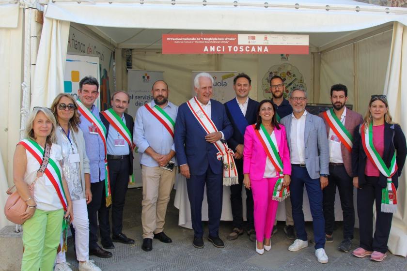 Il Comune di Poppi co-fondatore dei Borghi più Belli d’Italia - Saturno ...